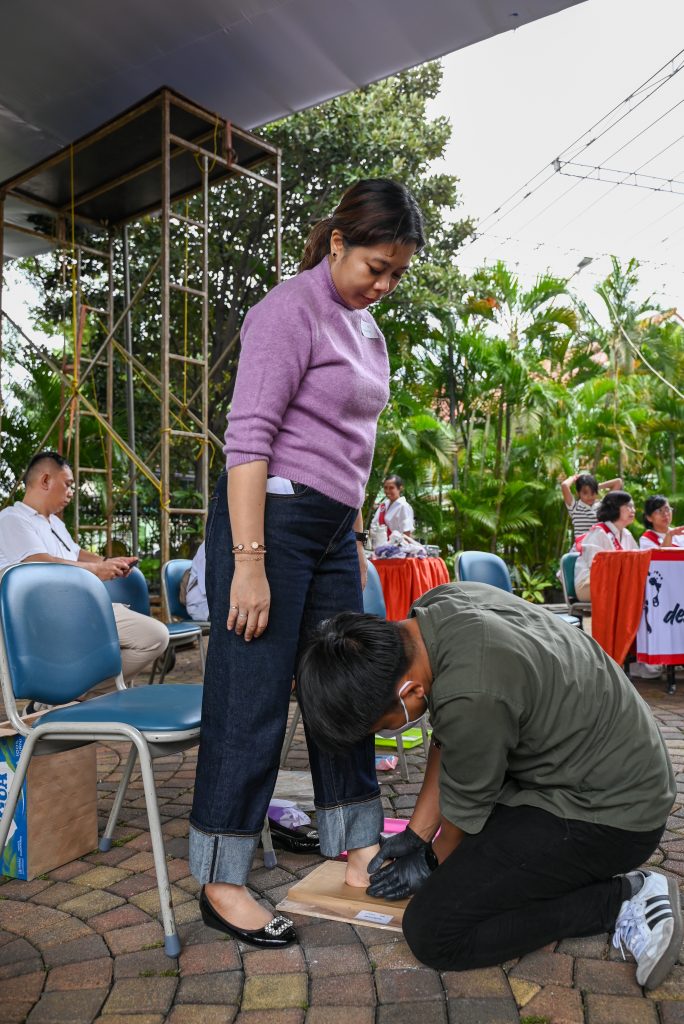 Panitia Program Ayo Cetak Jejak Kaki Hadir di Paroki Kelapa Gading ...
